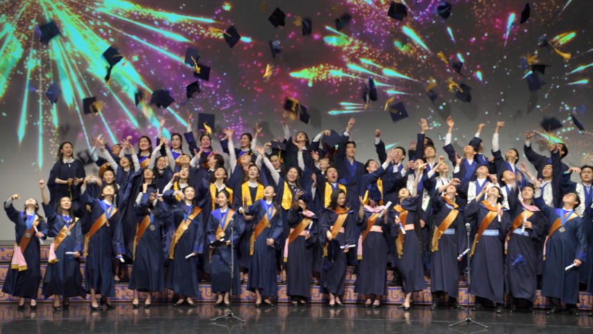 Memorable Moments from Graduation Ceremonies of Fei Tian Academy of the ...